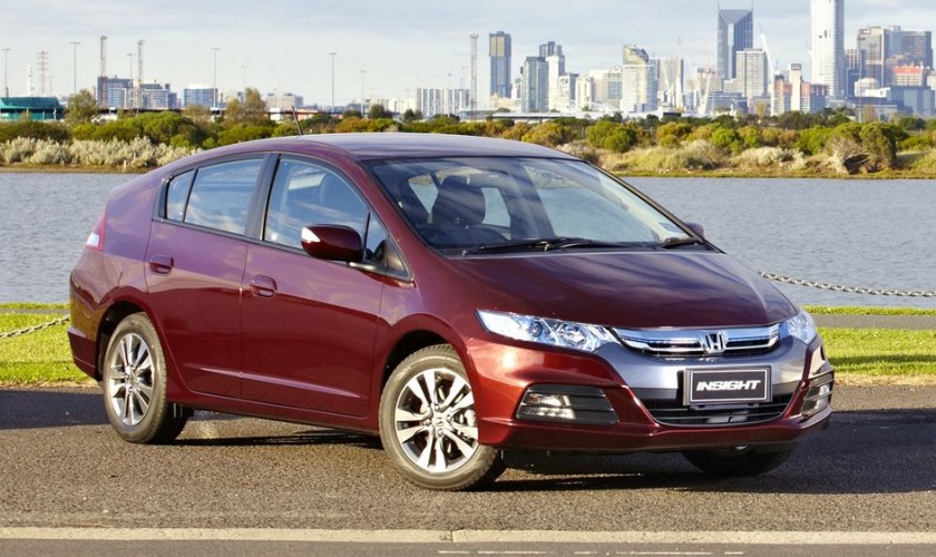 Honda Insight Hybrid Review | Magari Poa
